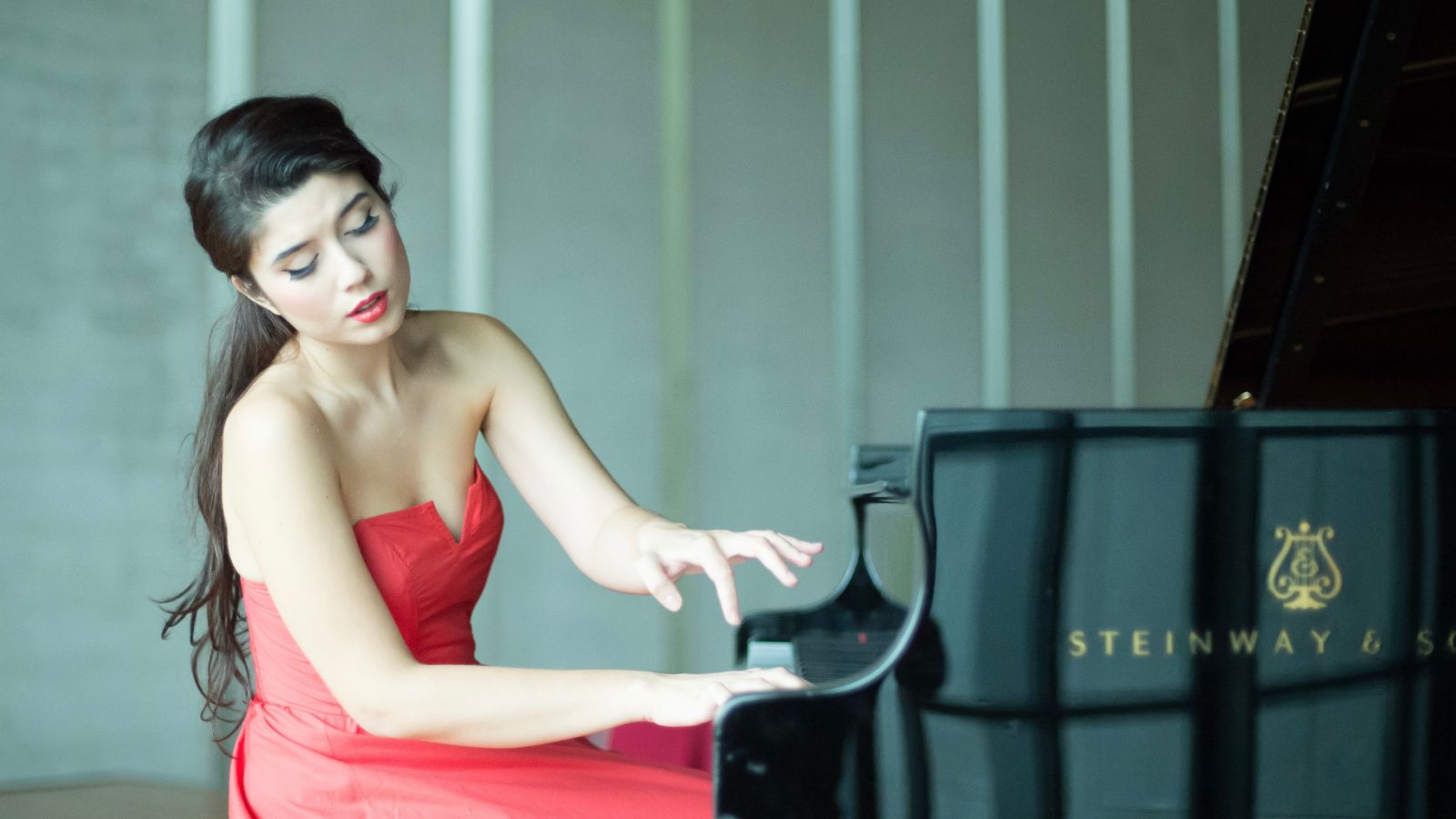 Nefeli Mousoura - Steinway & Sons