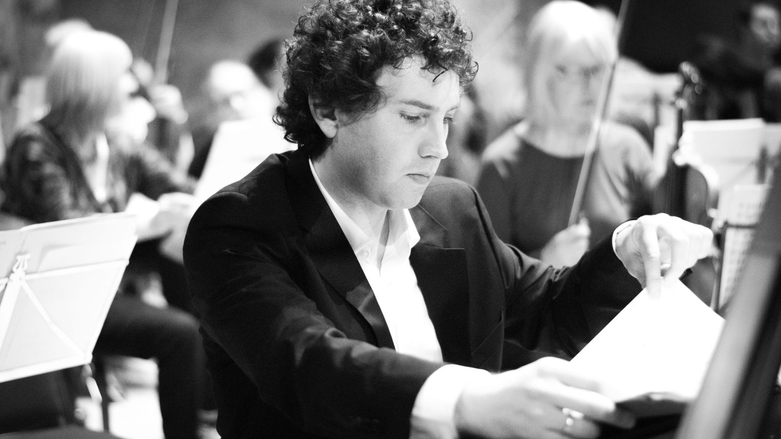 Harry Nowakowski-Fox - Steinway & Sons