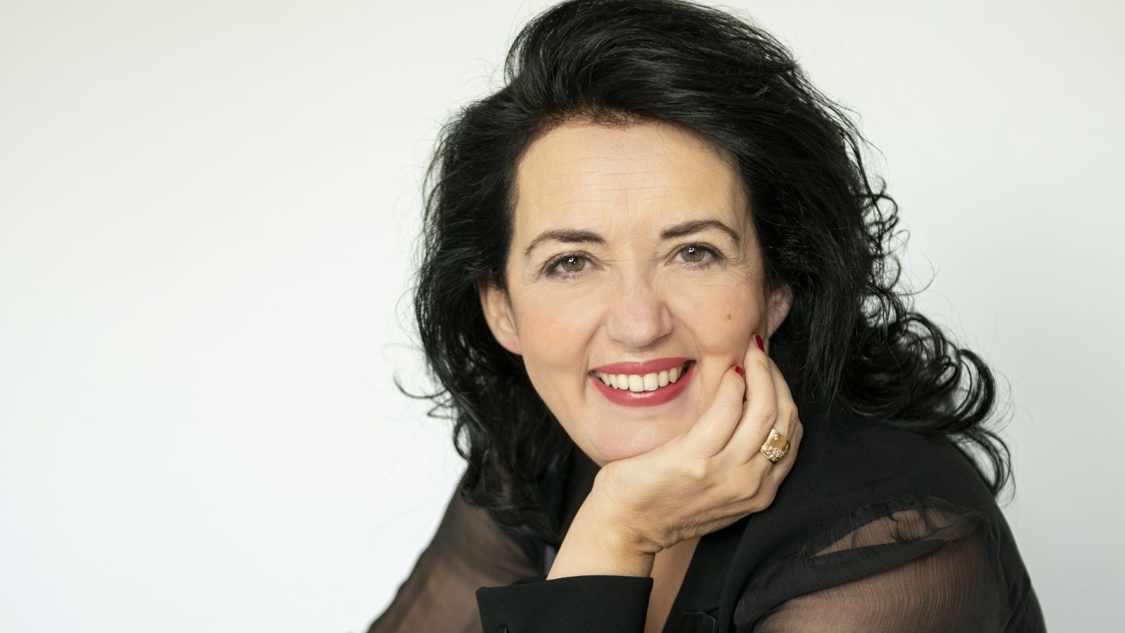 Anne-Rose Terebesi - Steinway & Sons