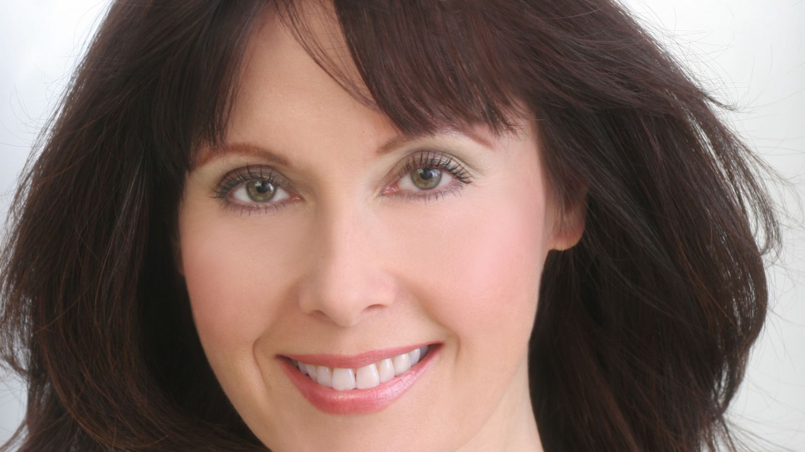 Eva Virsik - Steinway & Sons